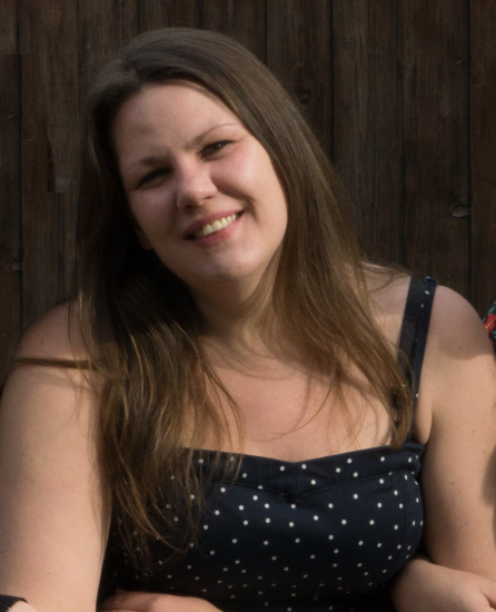 The eighth ESC volunteer : Julie - Youth Association from Transylvania